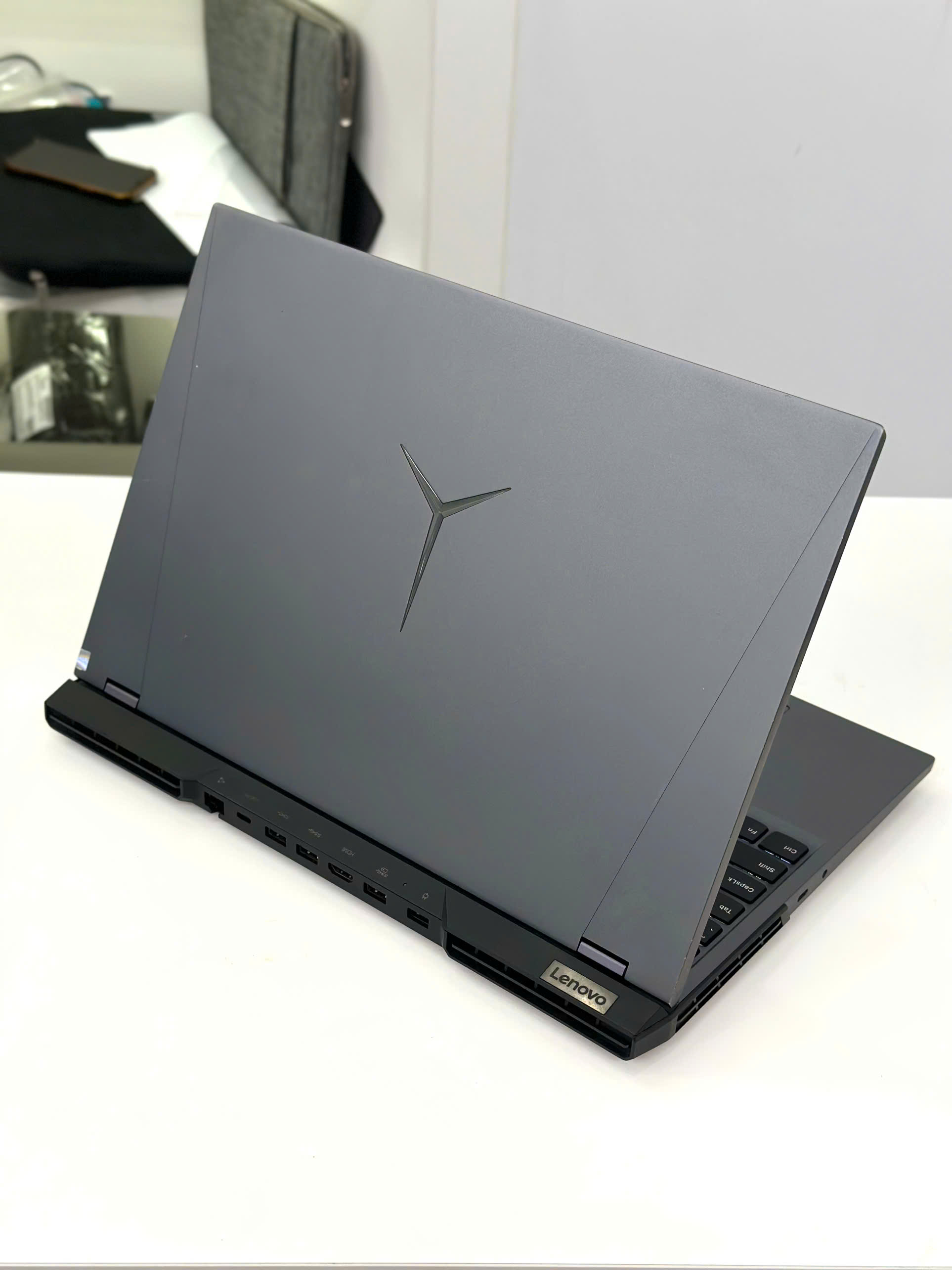 Lenovo Legion 5 ( R7 5800H / Ram 16 / SSD 512 / RTX 3050 / Màn 15,6 ...